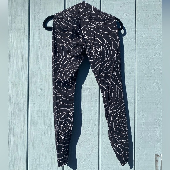 lululemon athletica | Pants & Jumpsuits | Lululemon Rose Pattern Winder ...
